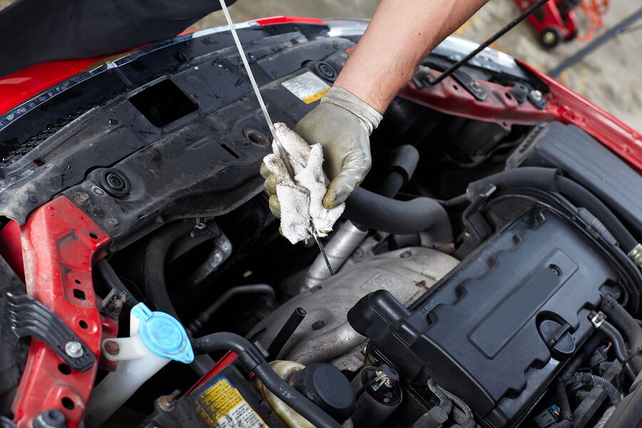 How Technicians Handle Overcharged Car AC Systems - Motor Focused